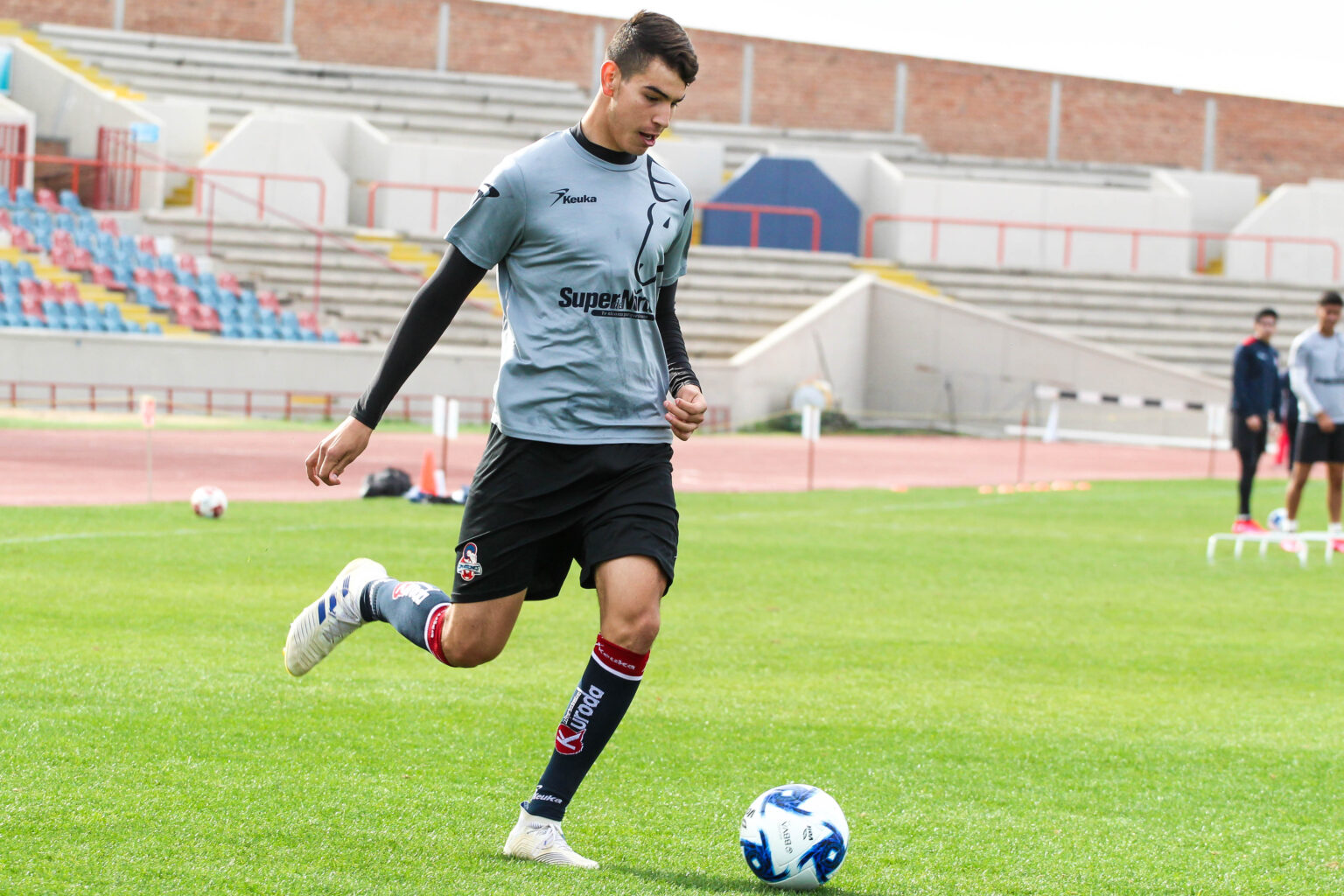 Alan Montes buscará minutos en la MLS con el Sporting Kansas City